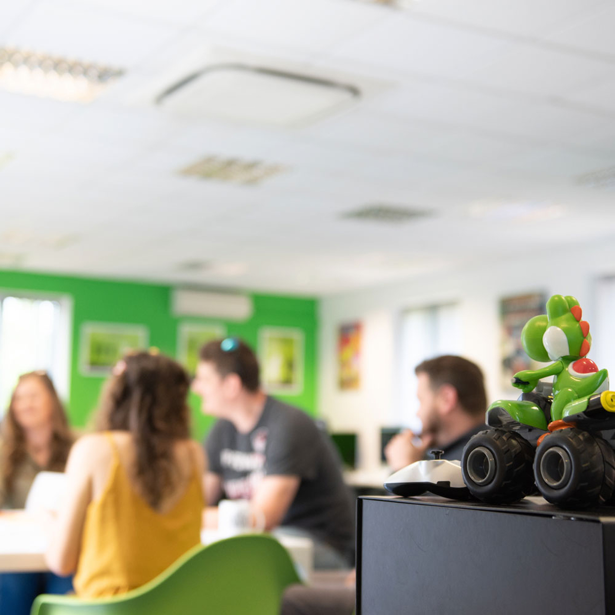 Ways to avoid distractions in the office.